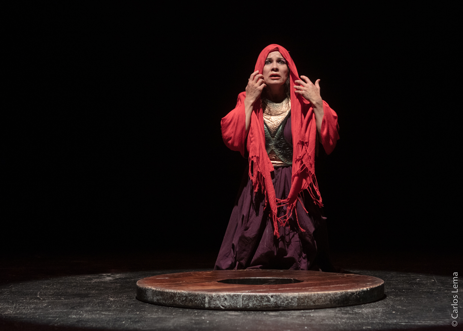 Teatro: ‘Hécuba o la razón de la locura’ | LAUD